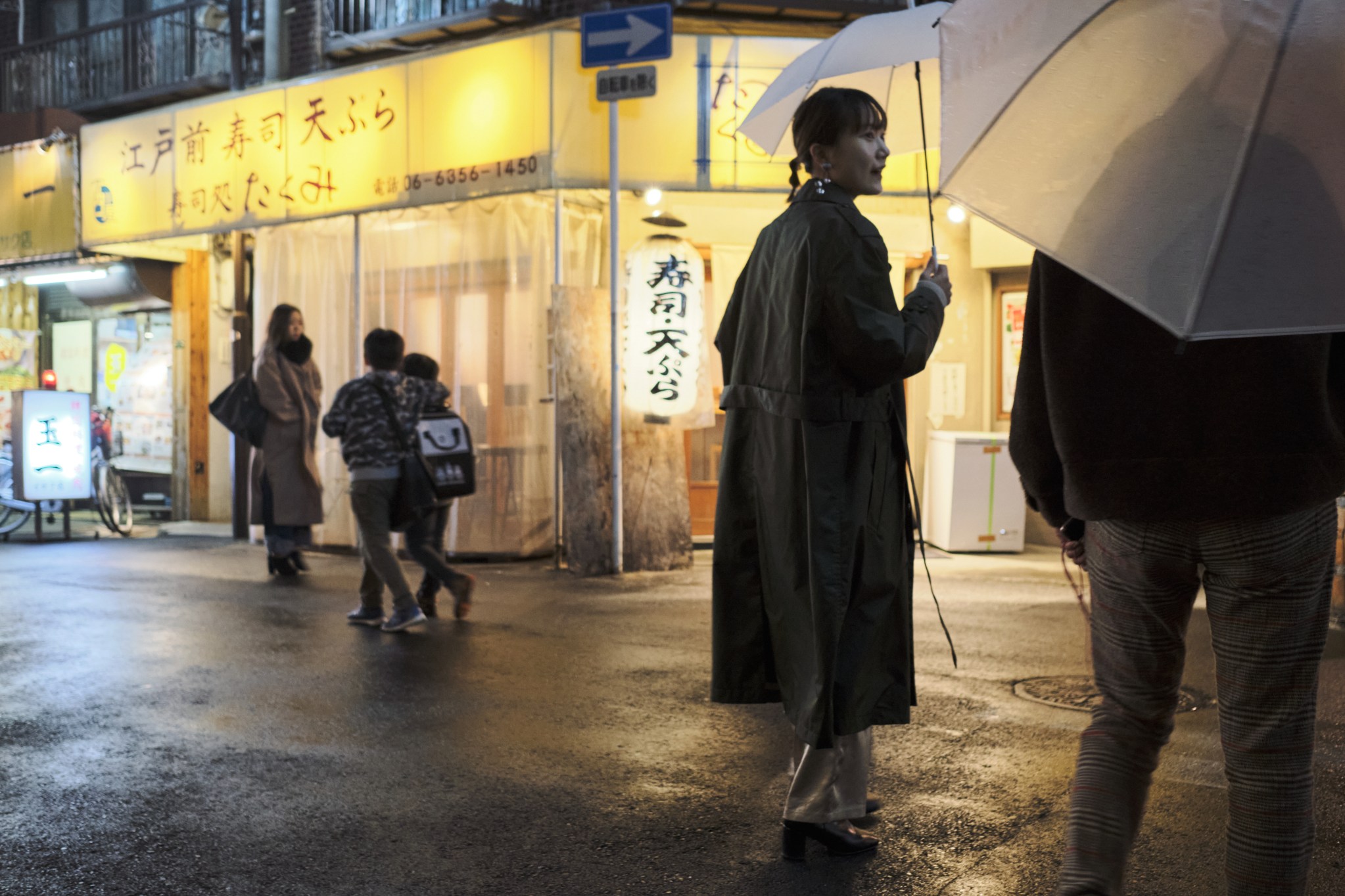 Street Photography in Osaka – Sam Morris Photo